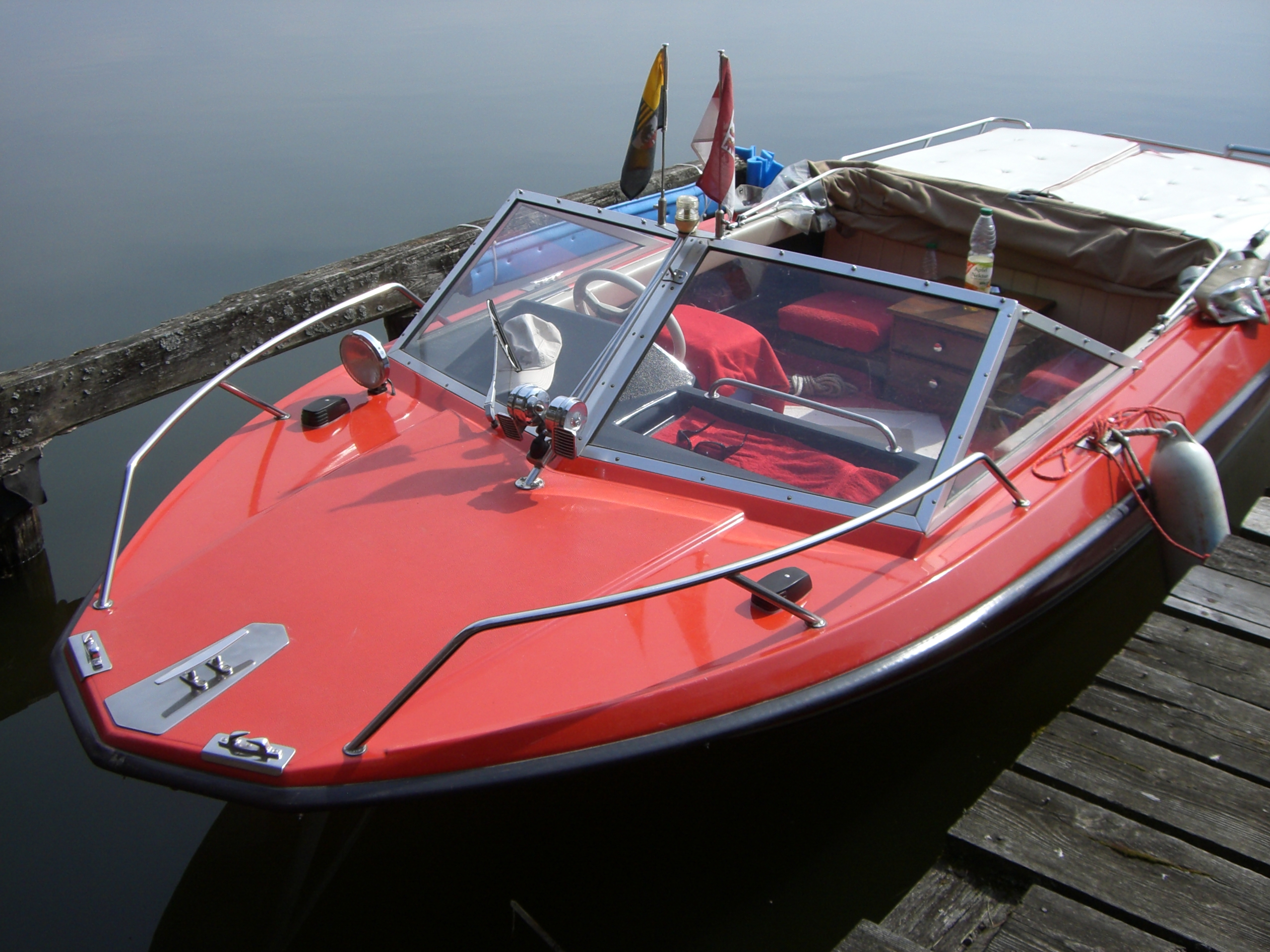 *edel* Lotos2 Motorboot / Angelboot / Sportboot mit Straßentrailer - Boote